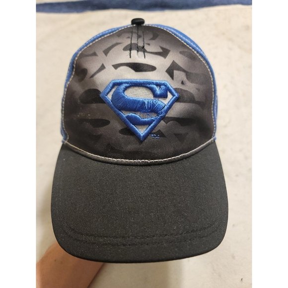 Six Flags | Accessories | Six Flags Superman Snapback Hat Multicolor ...